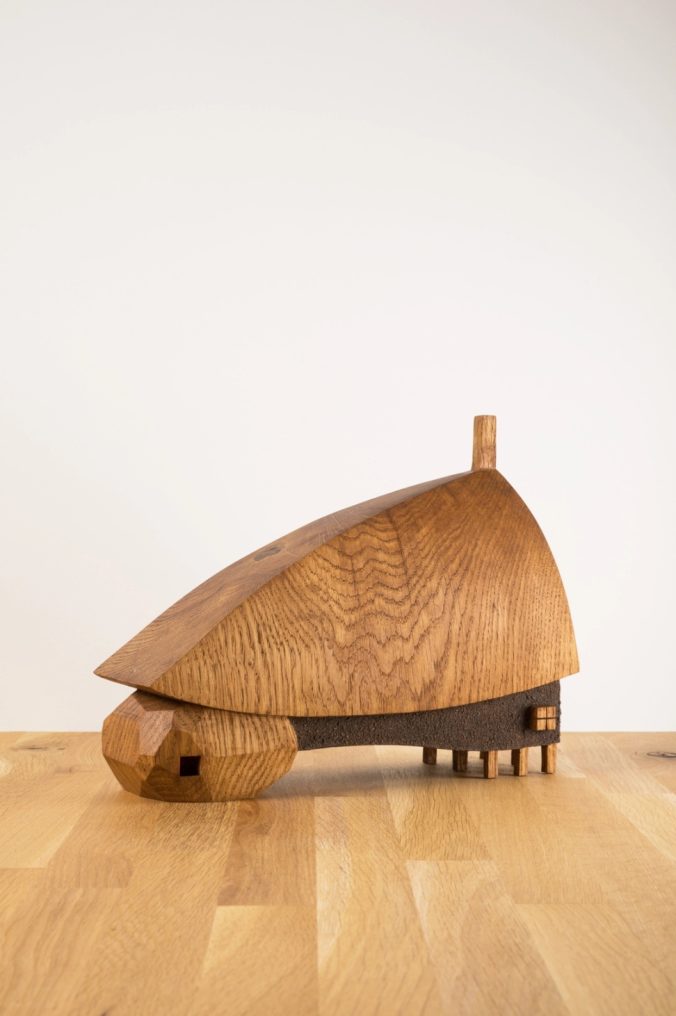 A Glimpse Inside the Whimsical Wooden Miniature Homes of Yukihiro Akama ...